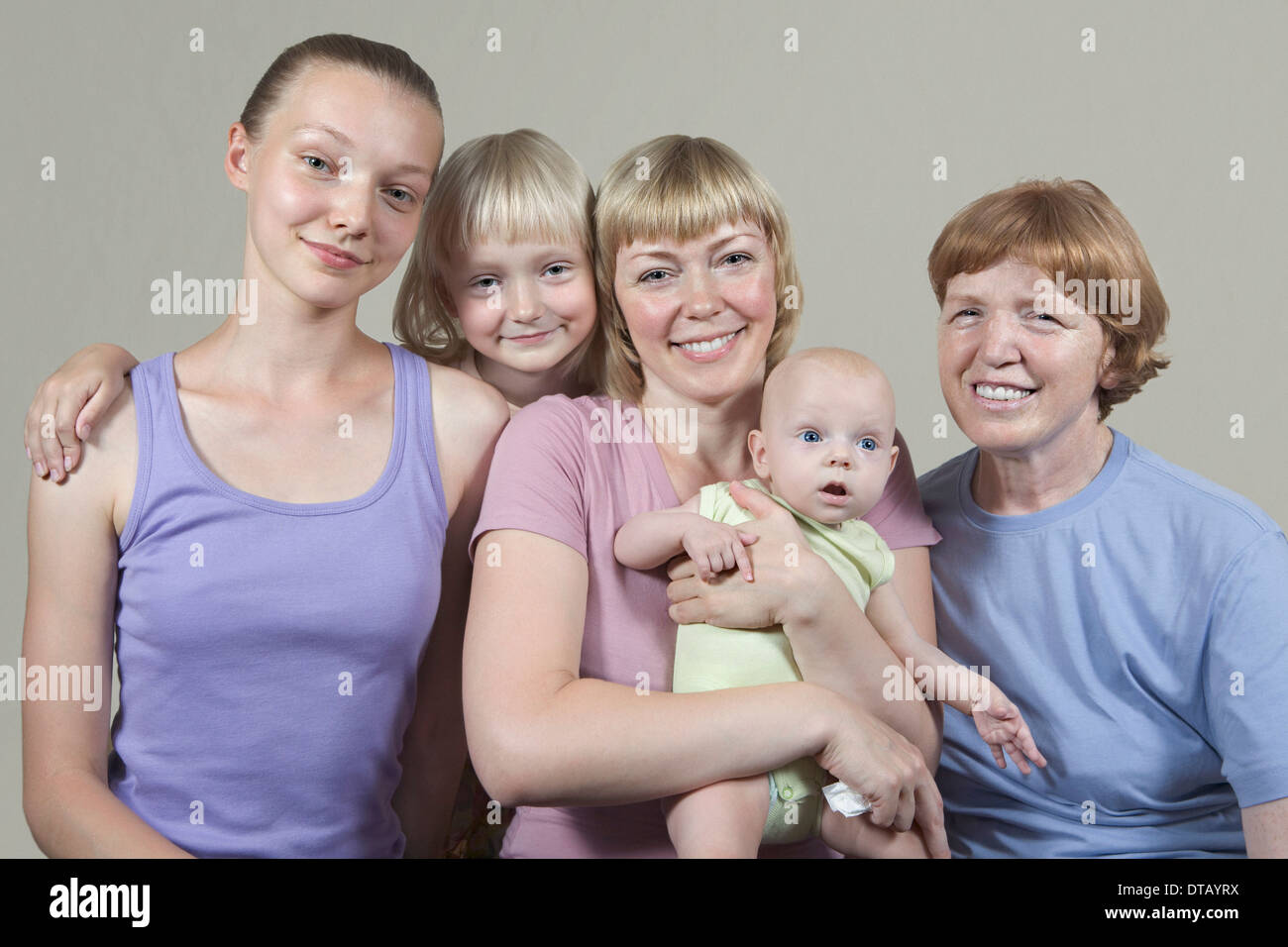 Three generation family Banque de photographies et d’images à haute ...