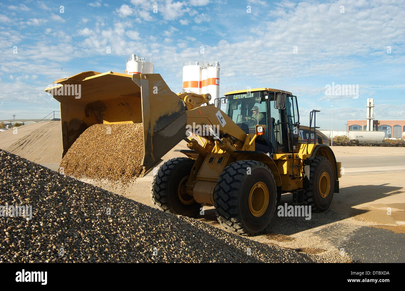 Chargeurs sur roues Banque de photographies et d’images à haute ...