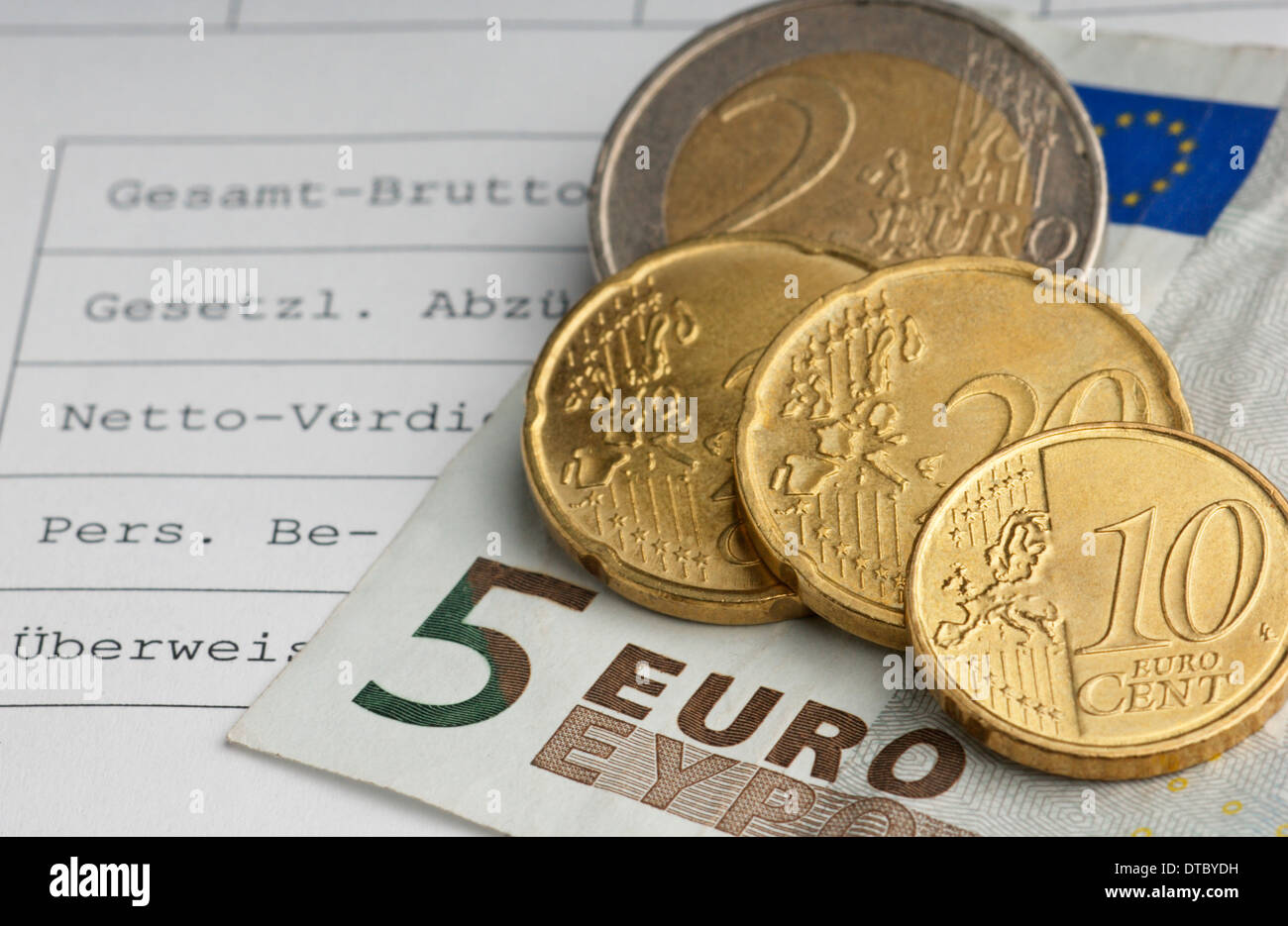 Le salaire minimum Banque de photographies et d’images à haute résolution - Alamy