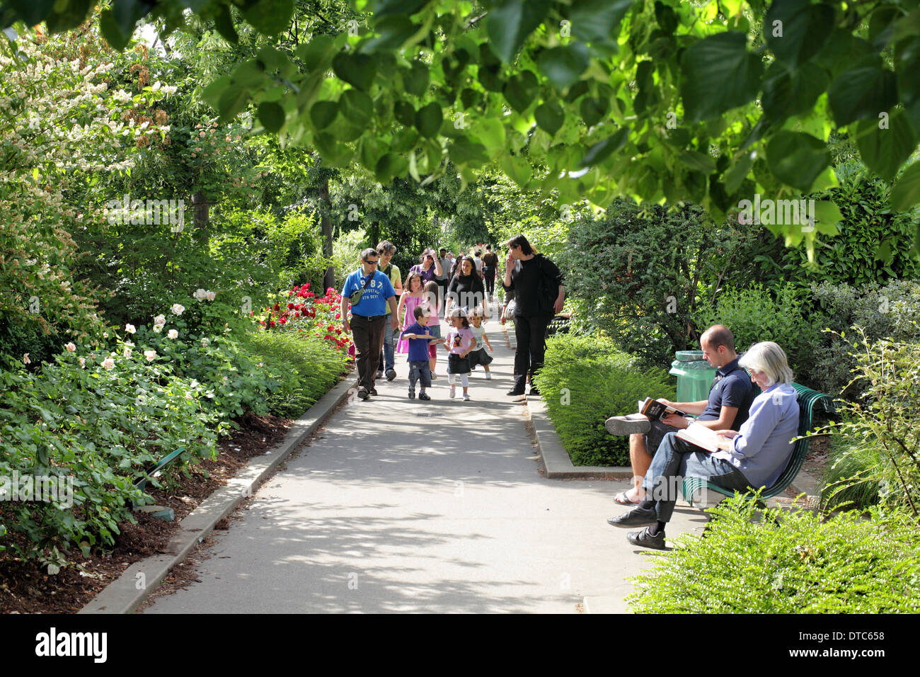 Promenade plantée paris Banque de photographies et d’images à haute ...