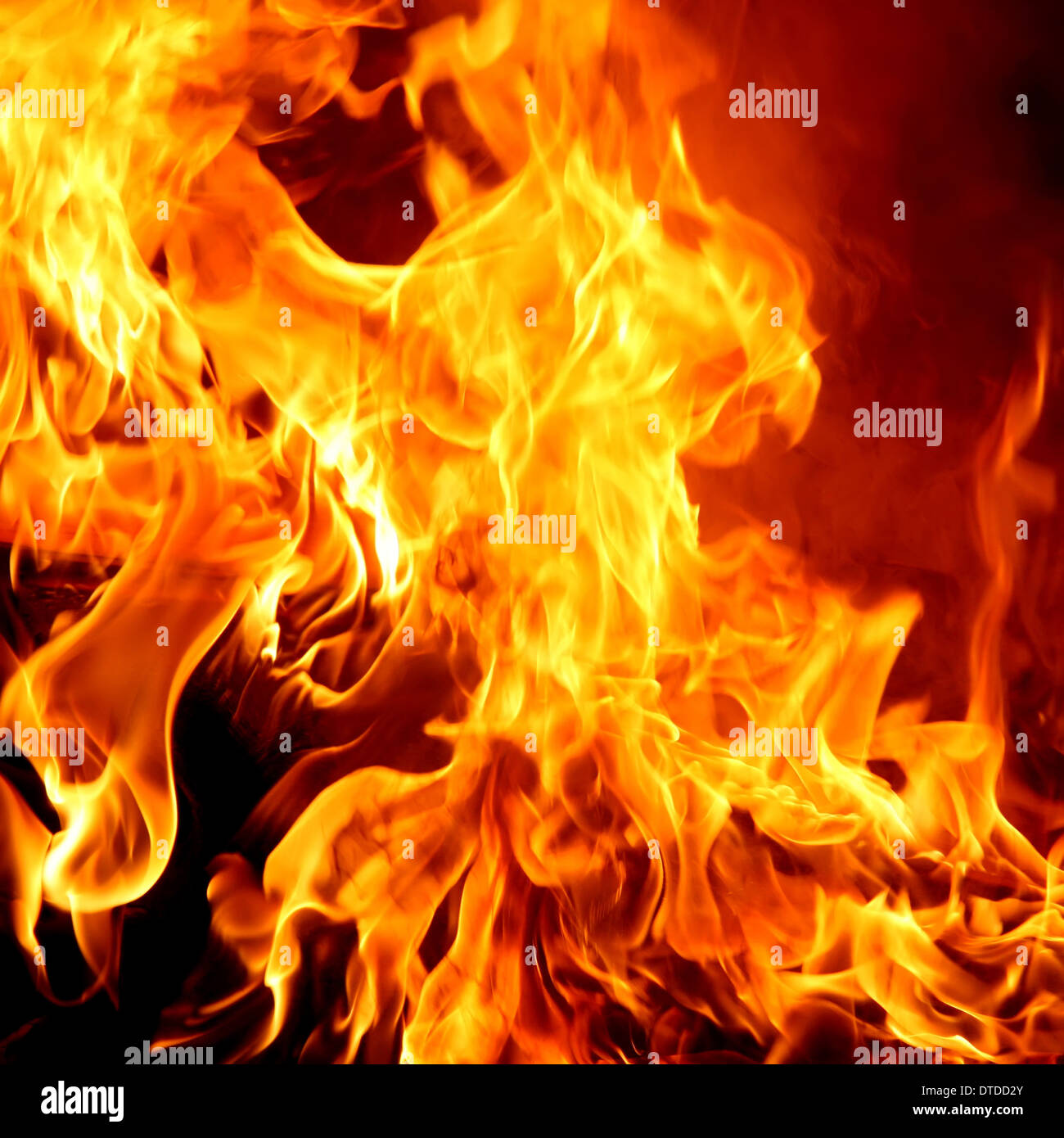 Flammes de fond Banque de photographies et d’images à haute résolution ...