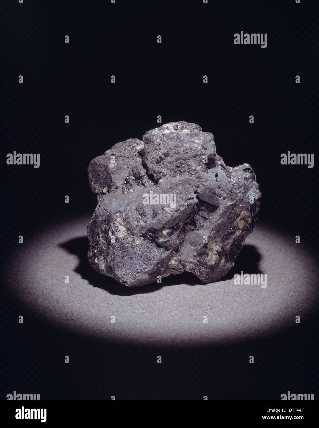 Le plomb Banque de photographies et d’images à haute résolution - Alamy