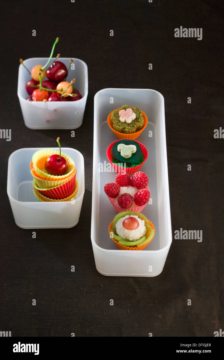 Mini gateau Banque de photographies et d’images à haute résolution - Alamy