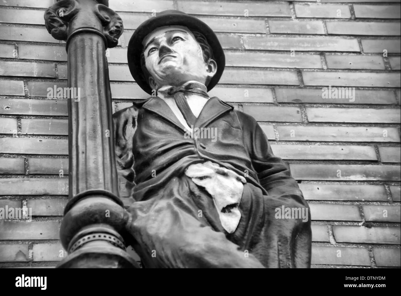 Charlie chaplin figure Banque d'images noir et blanc - Alamy