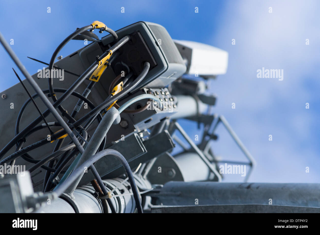 Antennes antennes signal telecoms Banque de photographies et d’images à ...