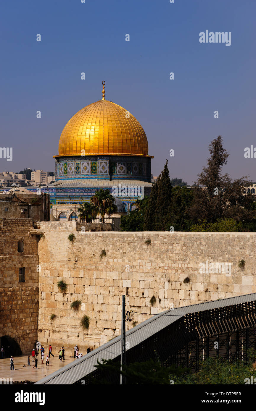 Mur des lamentations et dome Banque de photographies et d’images à haute résolution - Alamy