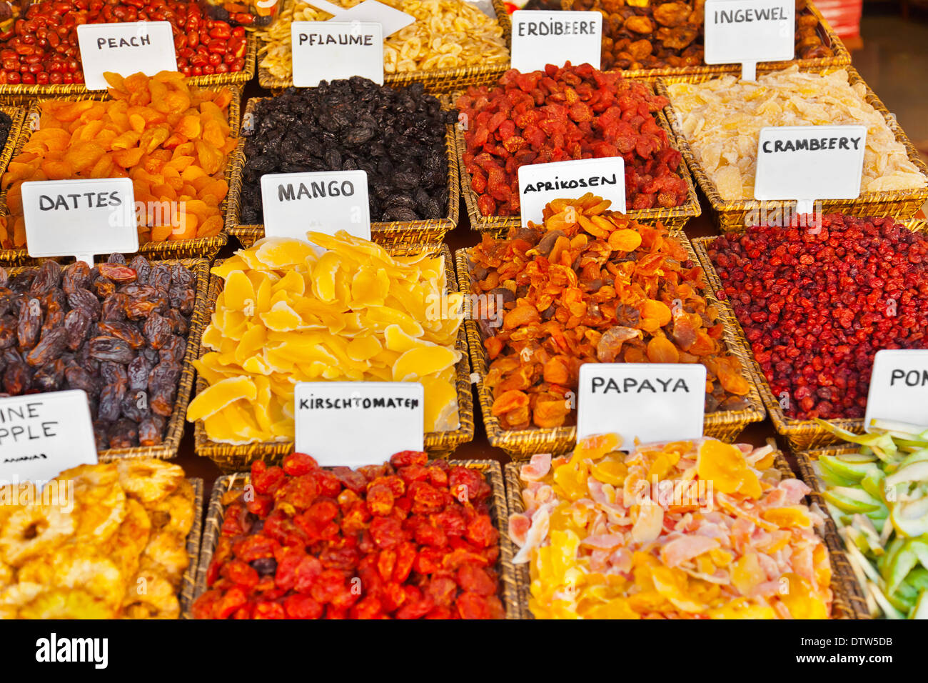 Vente de fruits secs Banque de photographies et d’images à haute ...