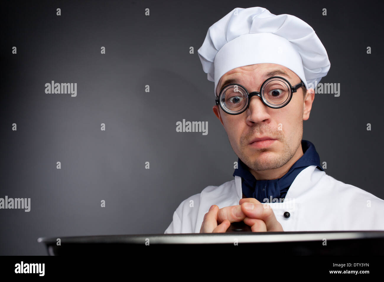 Joyeux chef Banque de photographies et d’images à haute résolution - Alamy