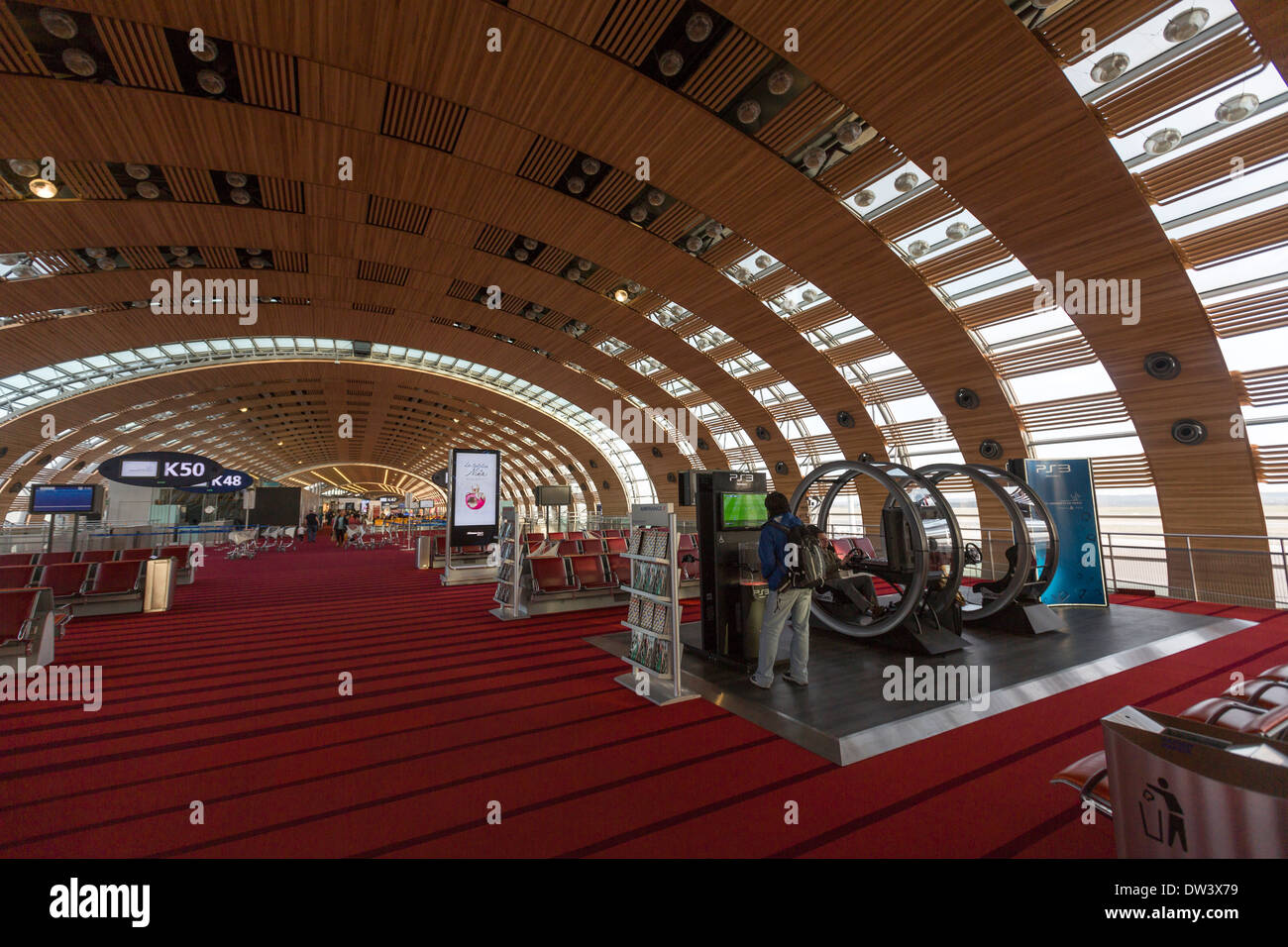 Aéroport roissy charles de gaulle Banque de photographies et d’images à ...