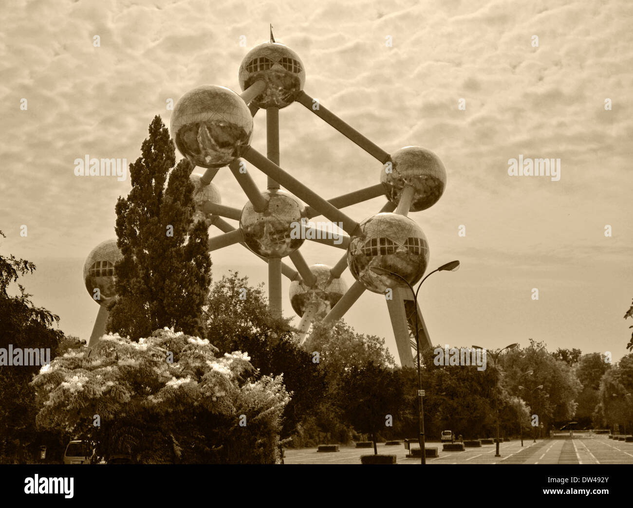 Andre jean polak atomium andre waterkeyn Banque de photographies et d ...