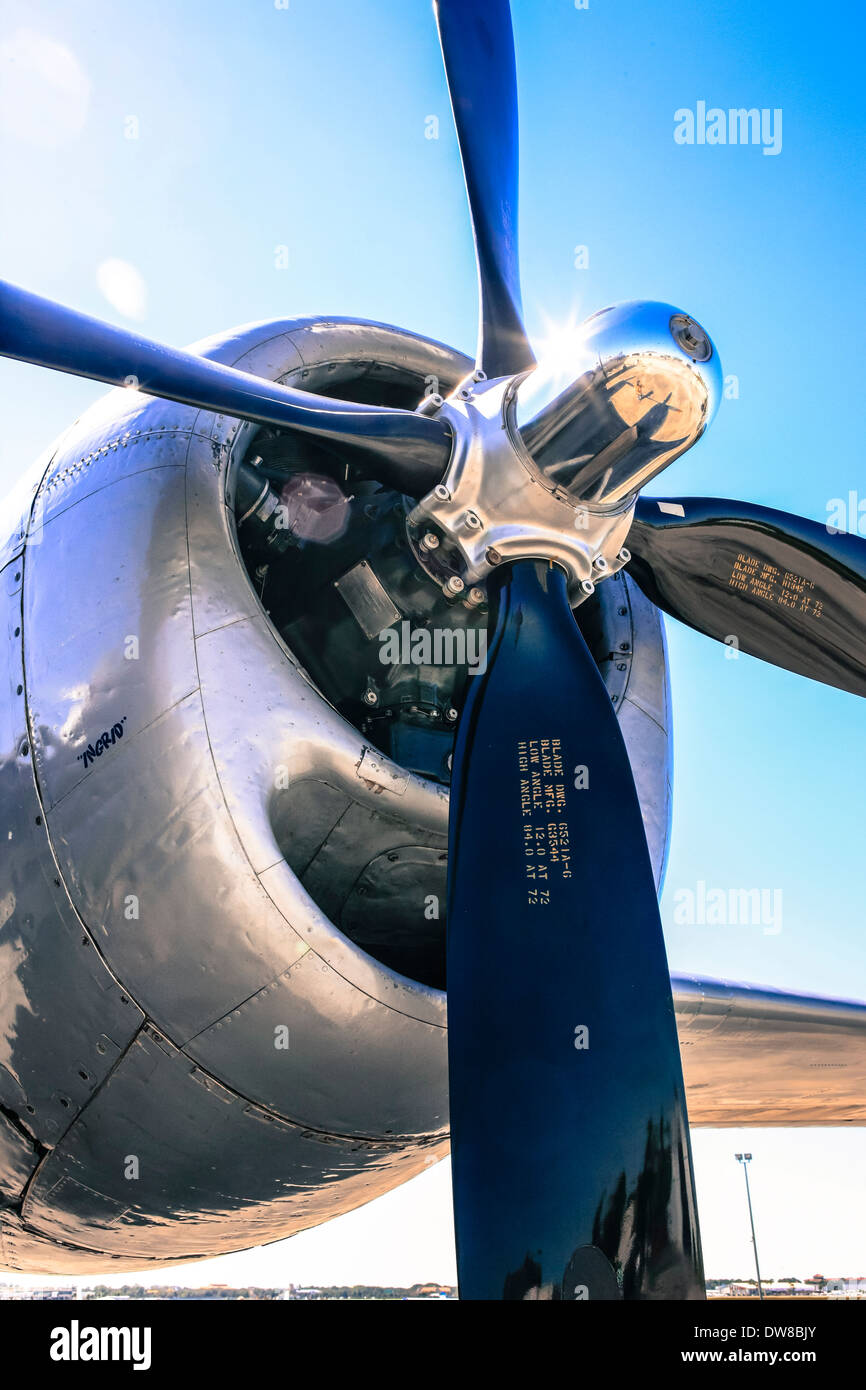 R 3350 duplex cyclone Banque de photographies et d’images à haute ...