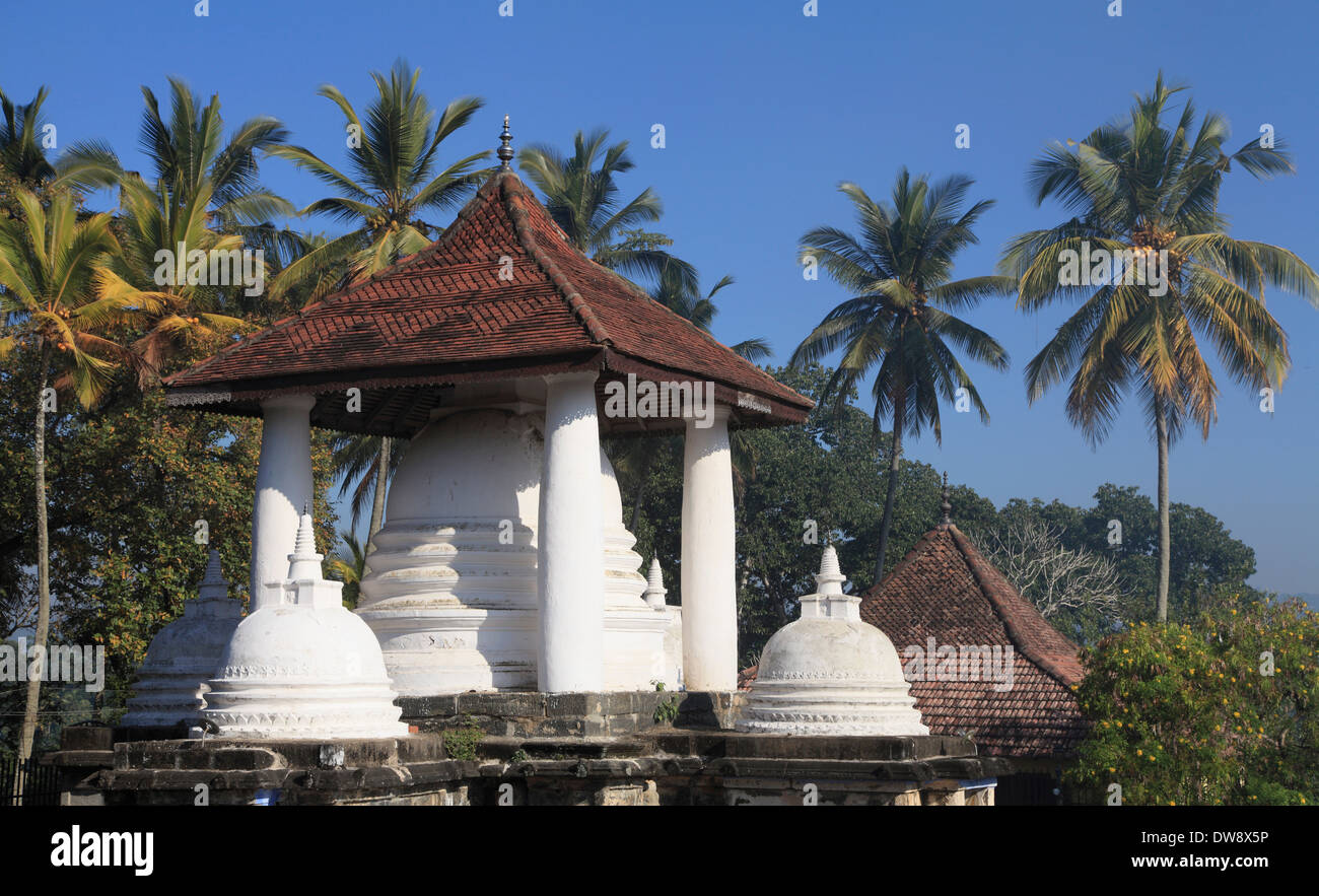 Gadaladeniya temple Banque de photographies et d’images à haute ...