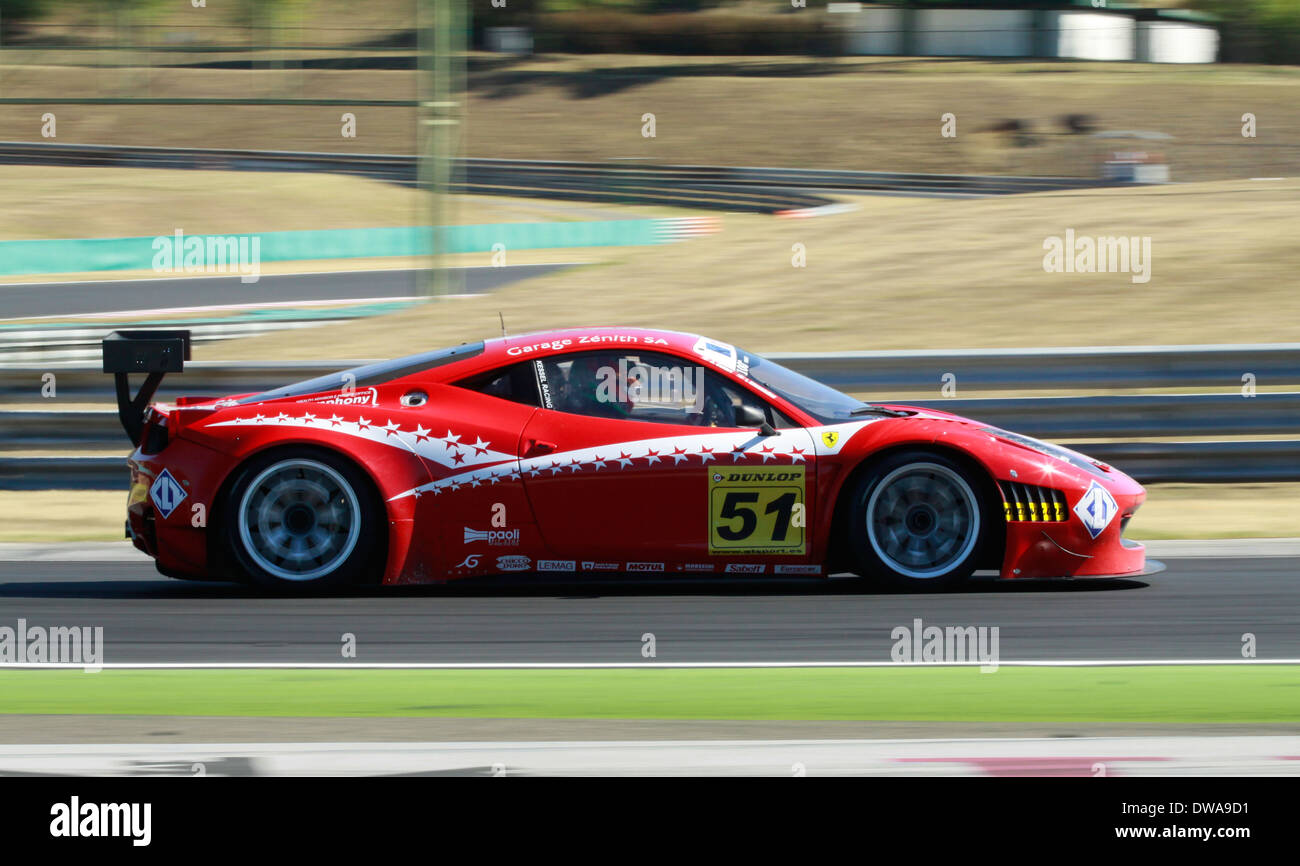 Ferrari 458 Italia GT3 de Kessel Racing team lors des courses GT Open ...
