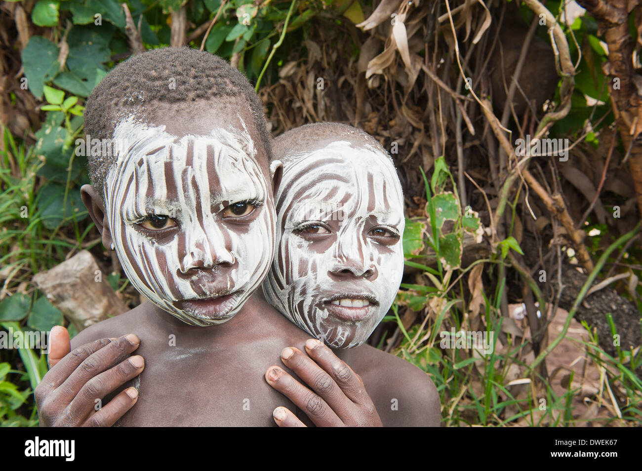 Surma tribe children Banque de photographies et d’images à haute ...