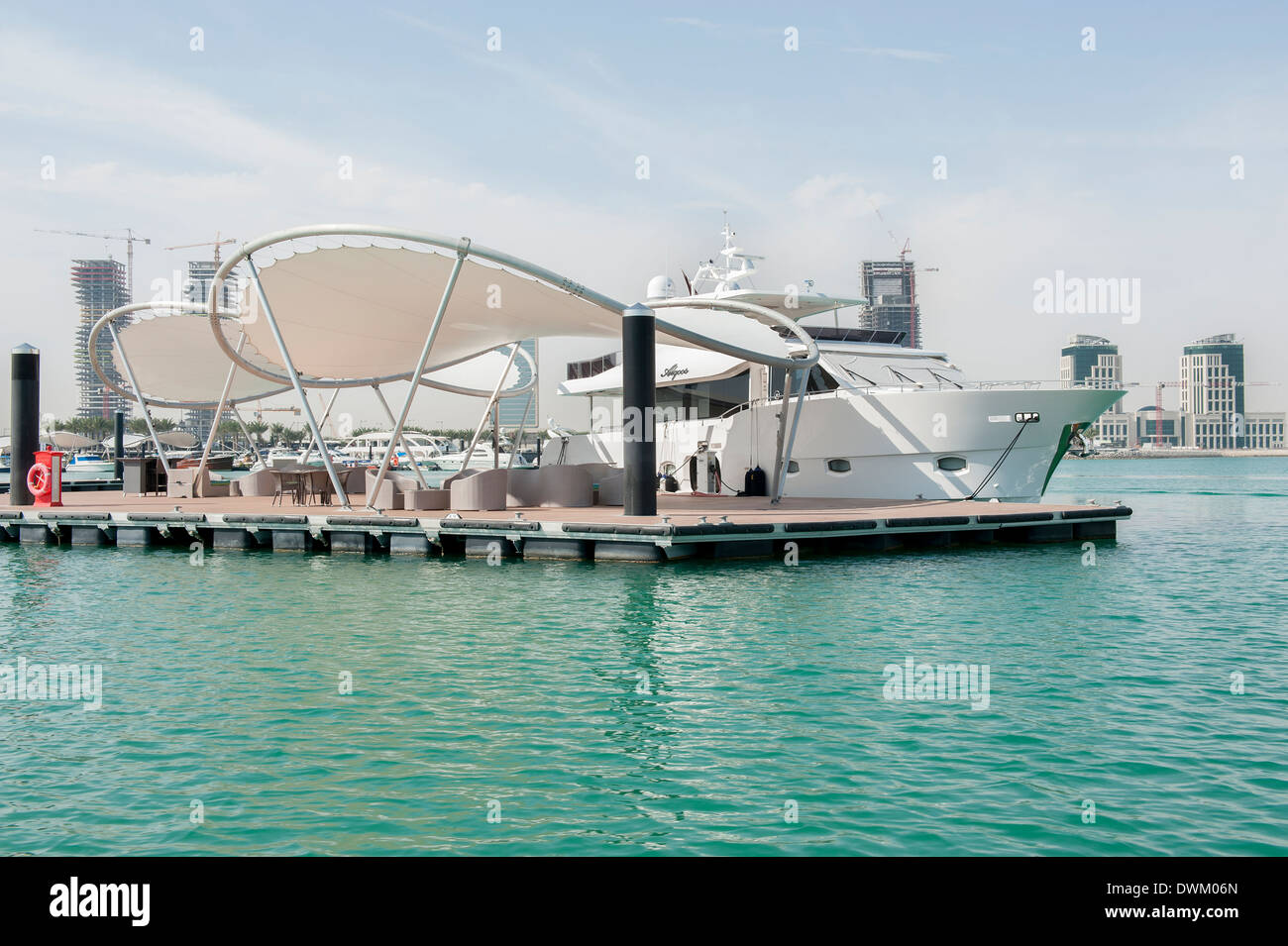 Doha marina Banque de photographies et d’images à haute résolution - Alamy