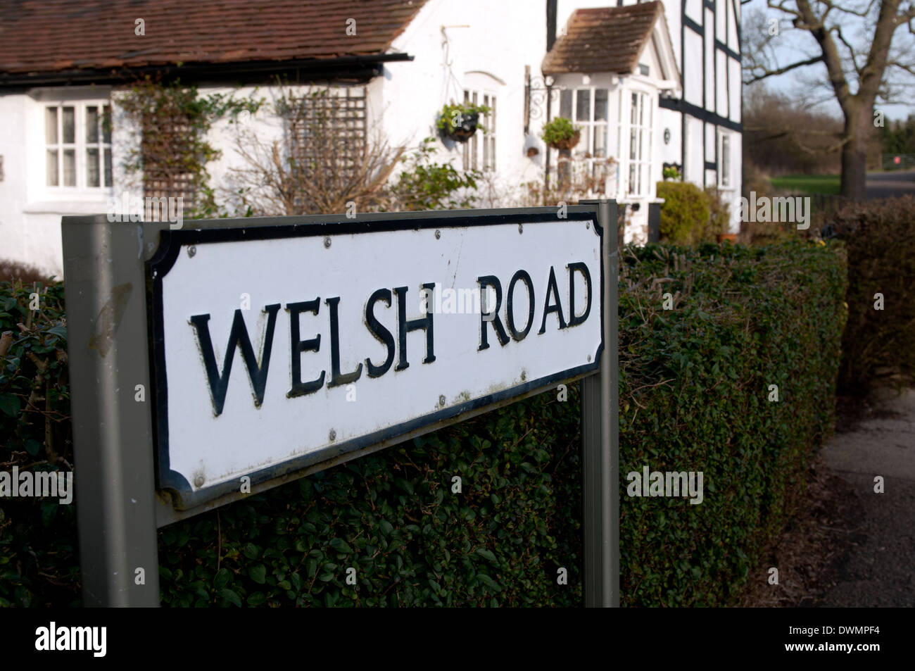Welsh road sign Banque de photographies et d’images à haute résolution ...