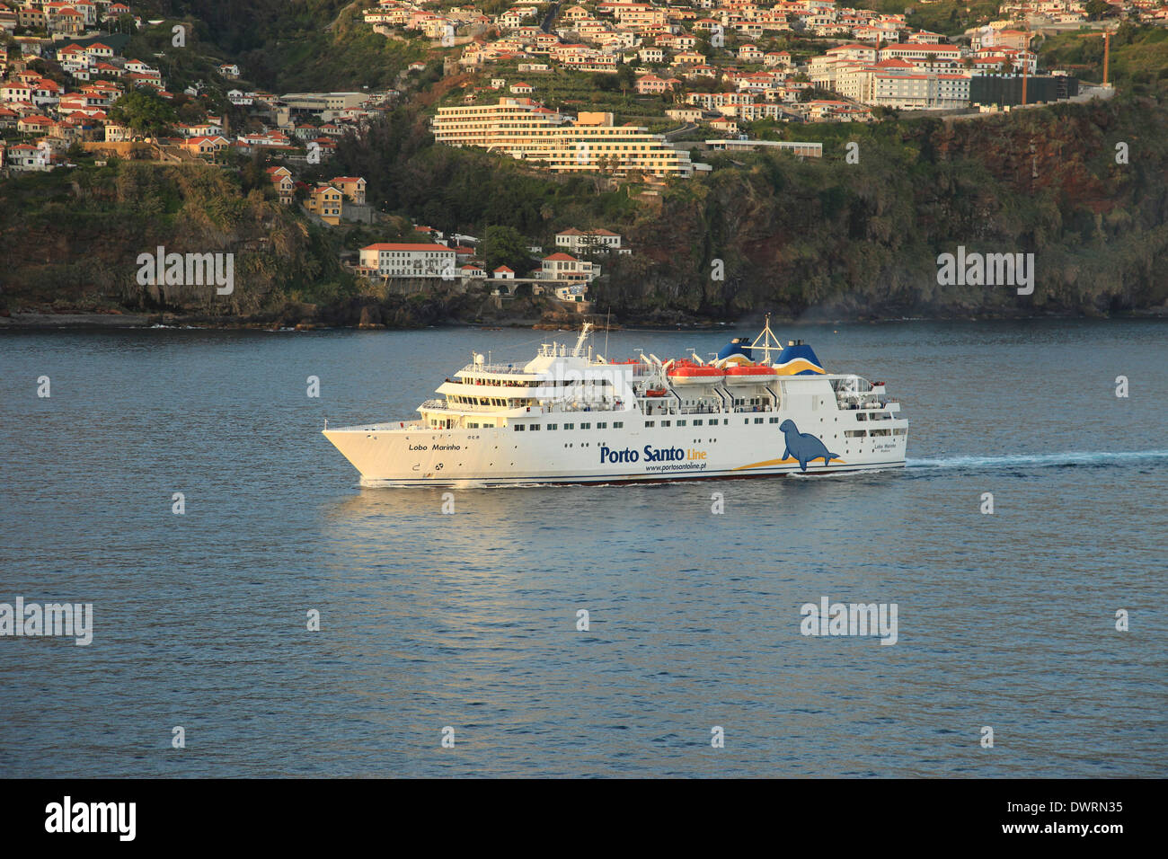 Porto Santo Line ferry inter-îles mv Lobo Morinho proche port de ...
