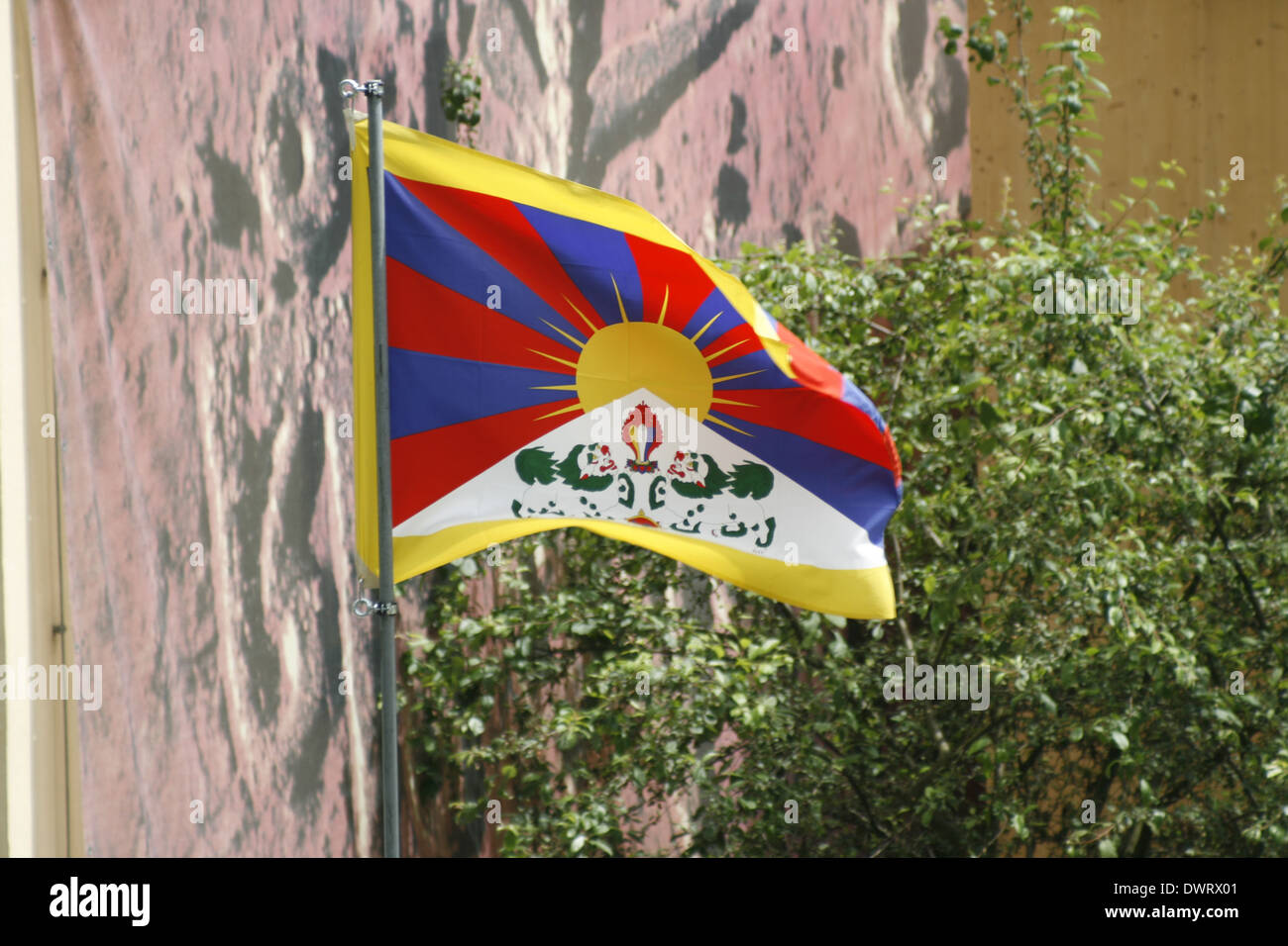 Drapeau du tibet Banque de photographies et d’images à haute résolution ...