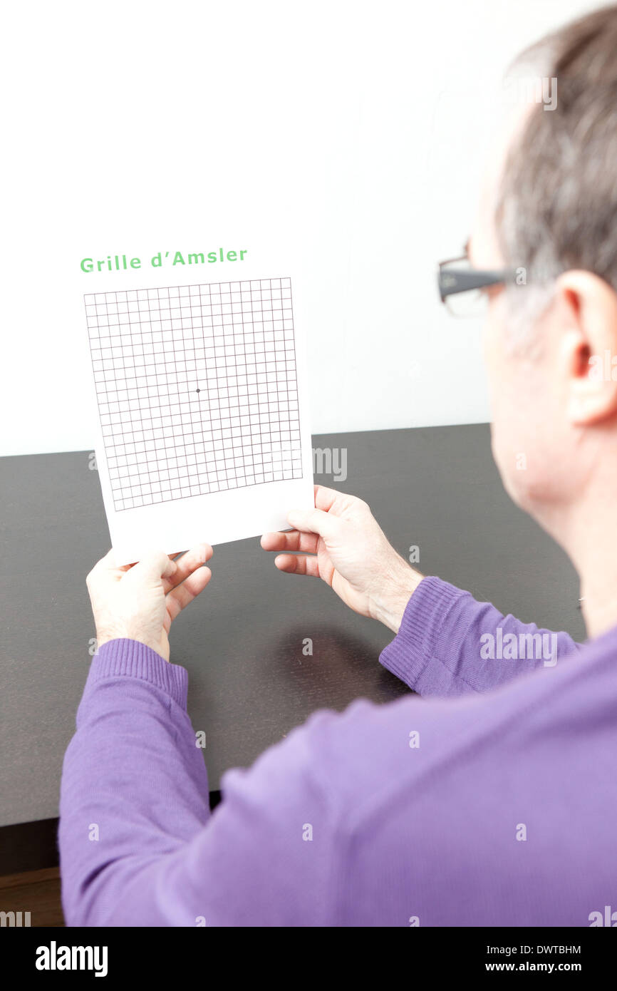 Amsler grid Banque de photographies et d’images à haute résolution - Alamy