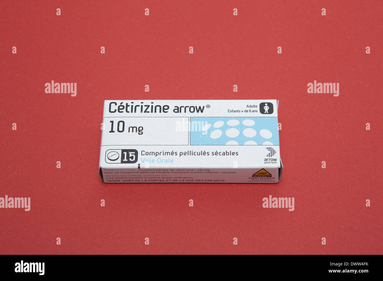 Cetirizine antihistamine drug Banque de photographies et d’images à ...