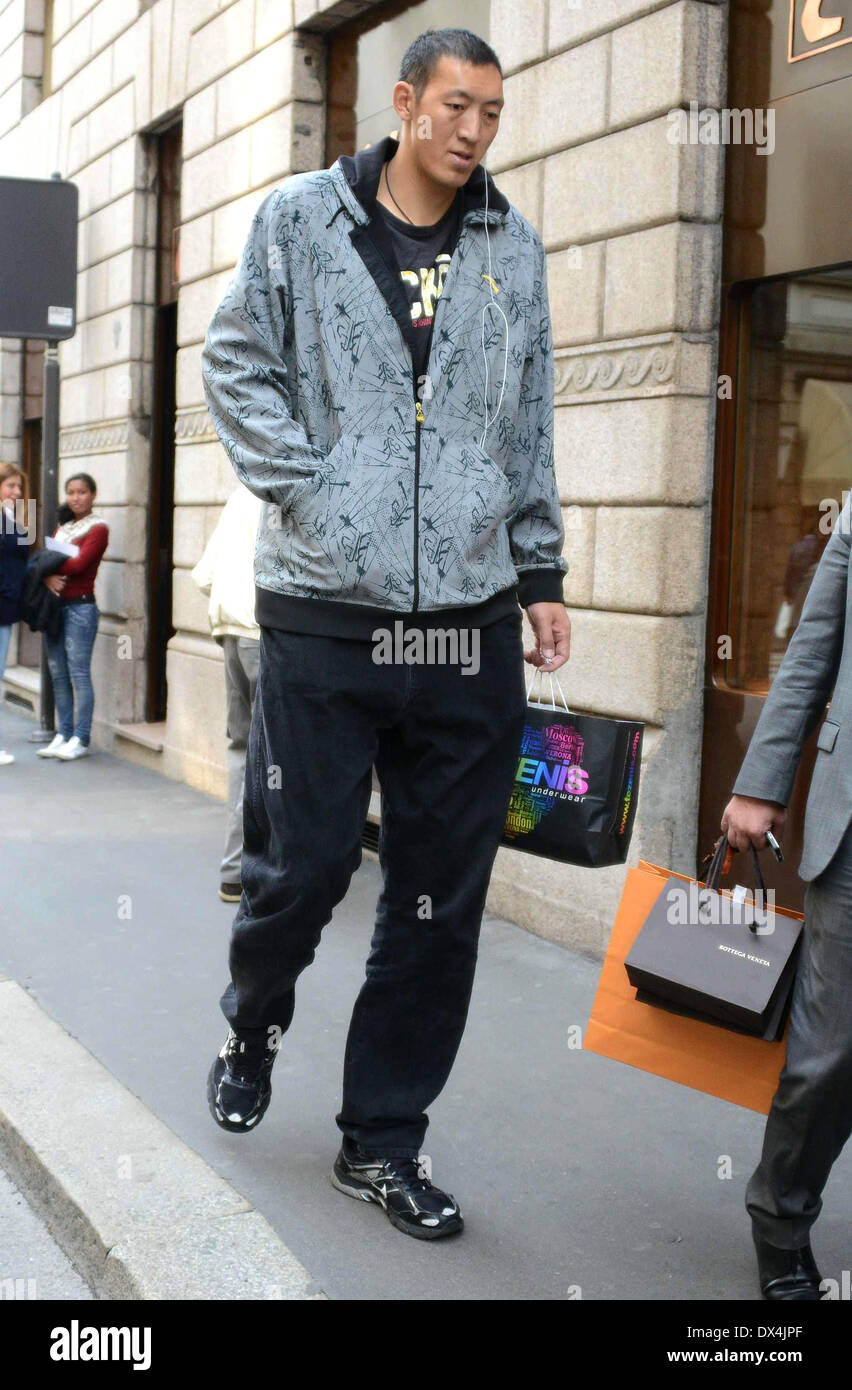 Sun Ming Ming boutiques dans la ville de Milan avec : Sun Ming Ming Où ...