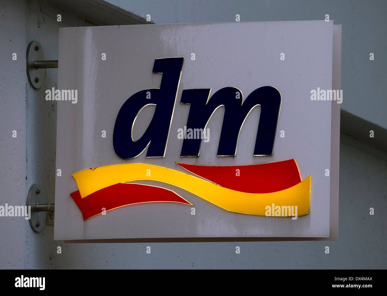 Dm shop logo Banque de photographies et d’images à haute résolution - Alamy