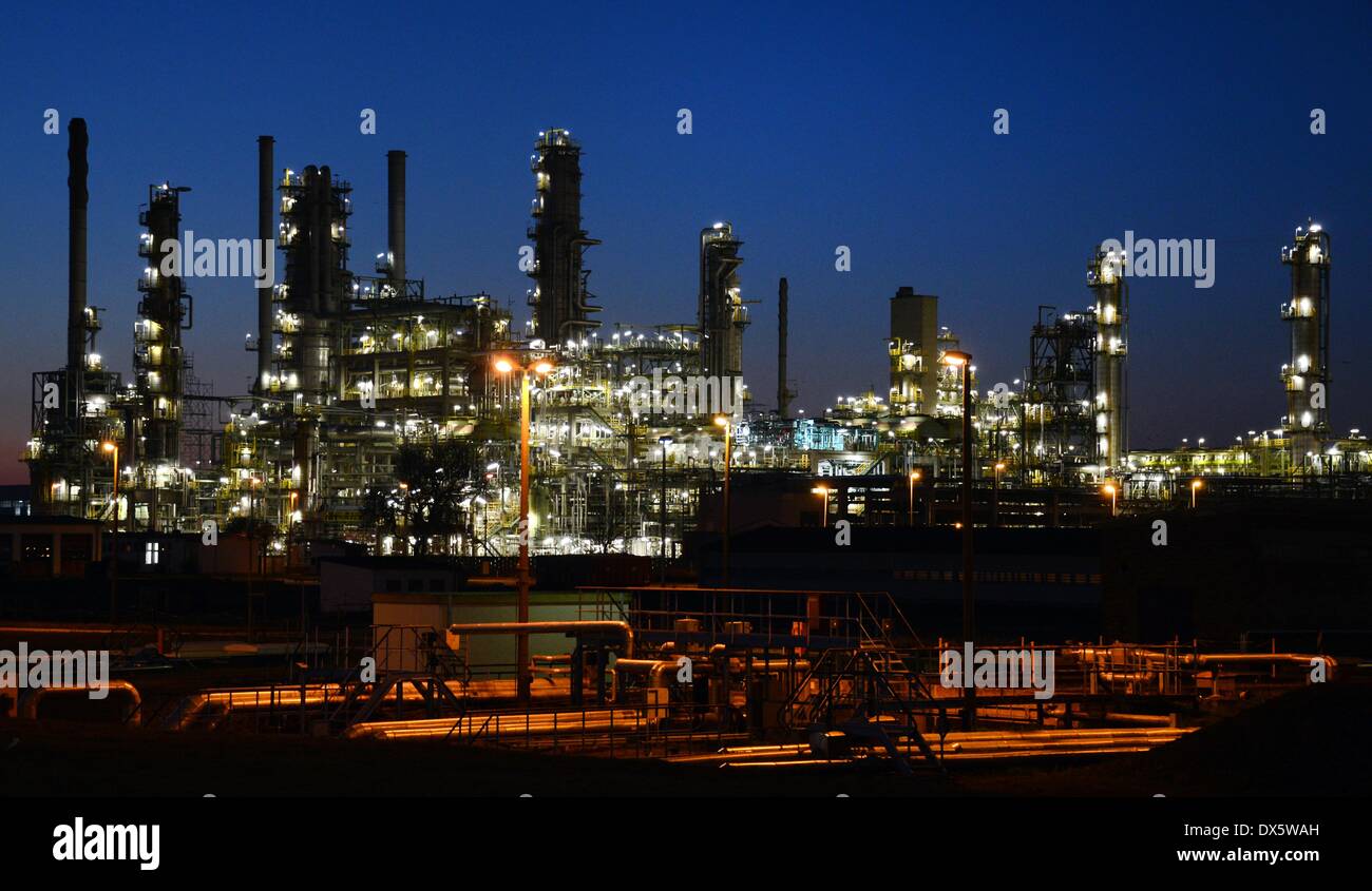 Leuna germany refinery total refinery Banque de photographies et d ...