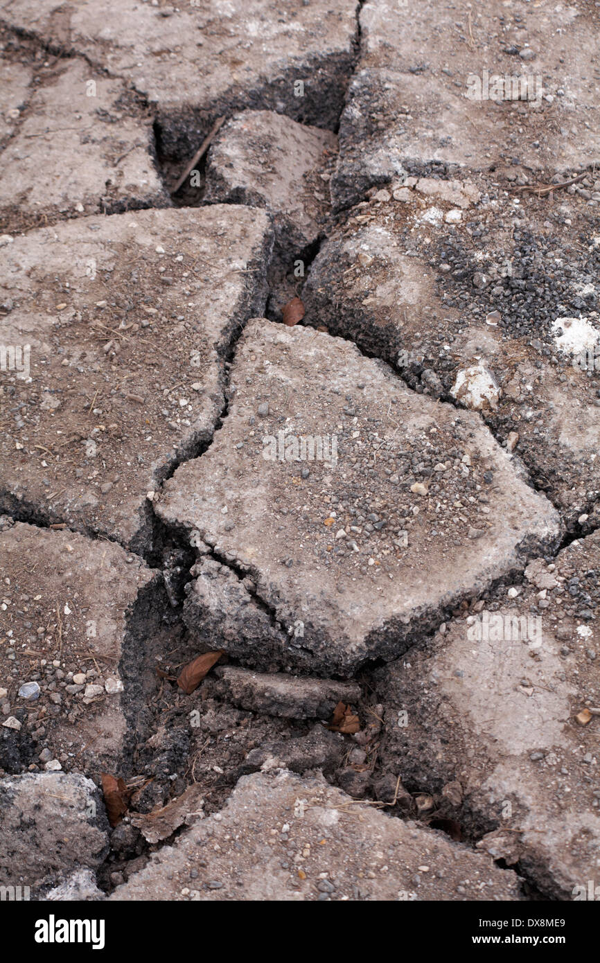 Sol brisé Banque de photographies et d’images à haute résolution - Alamy