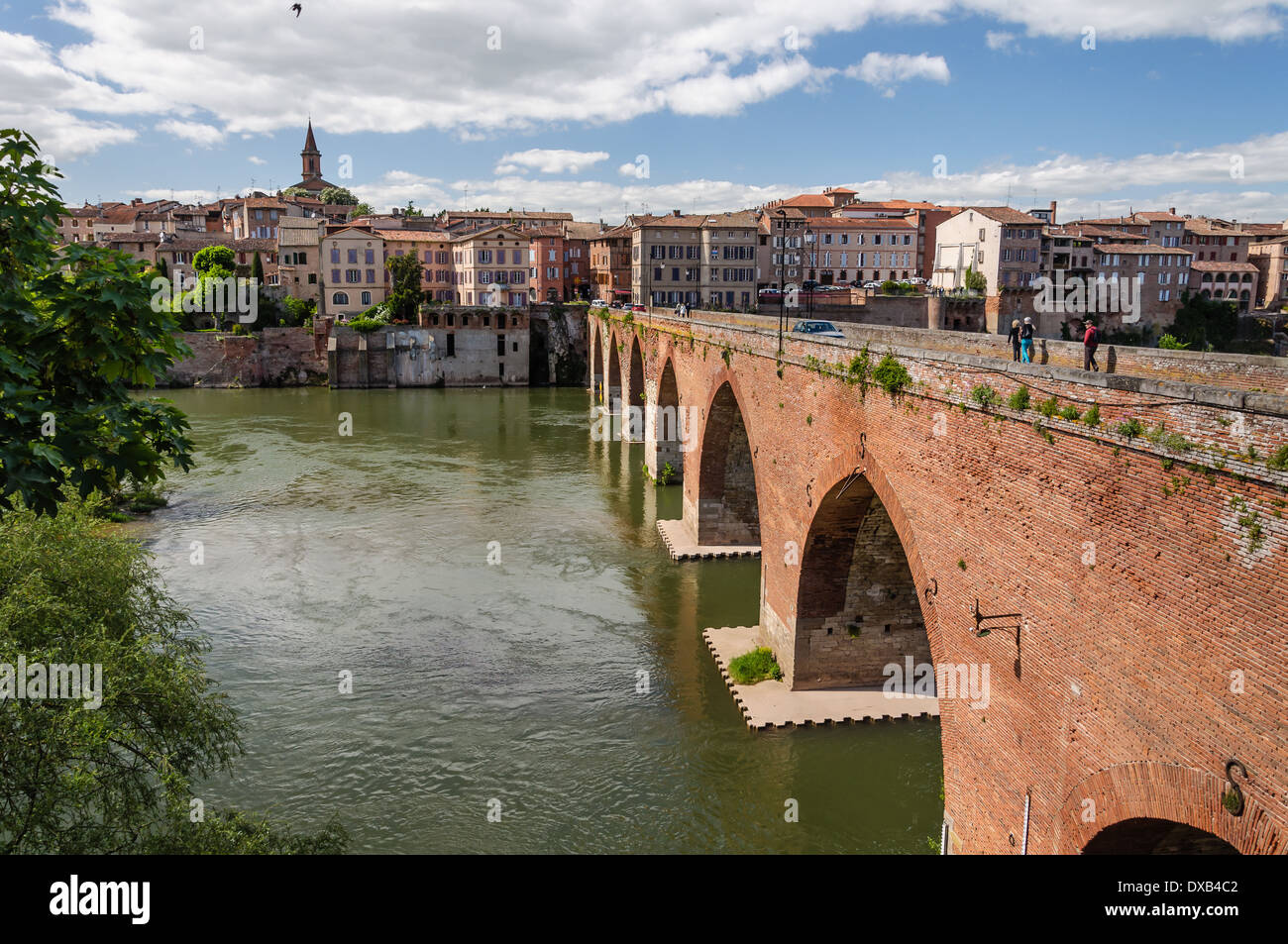 Vieux pont albi Banque de photographies et d’images à haute résolution ...