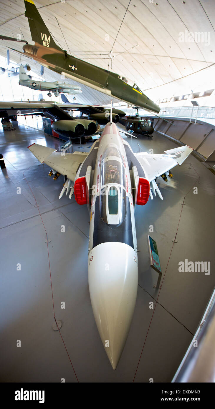 Cockpit of f4 phantom Banque de photographies et d’images à haute ...
