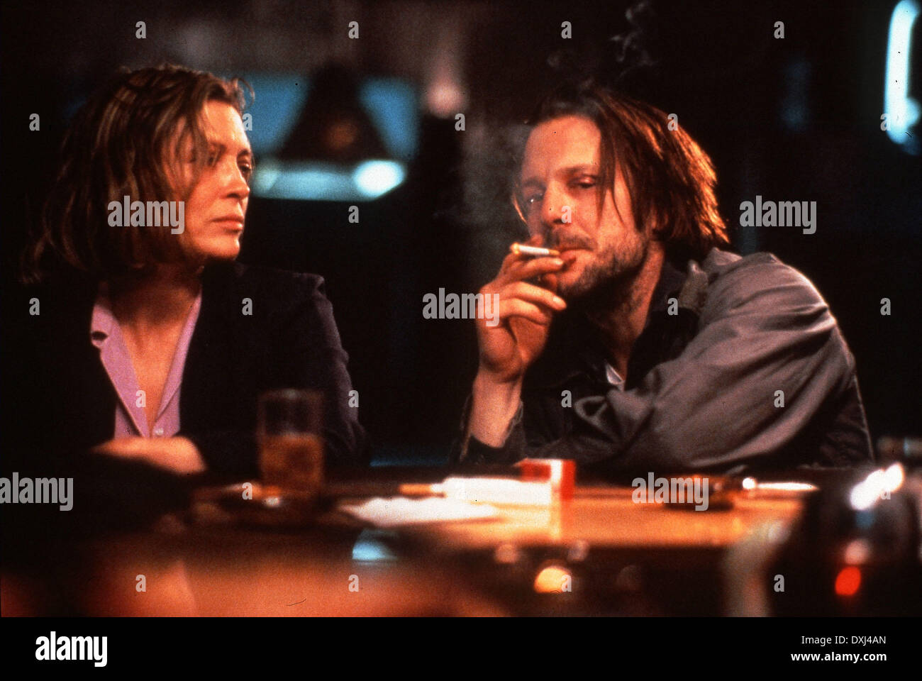 Mickey rourke faye dunaway barfly Banque de photographies et d’images à ...