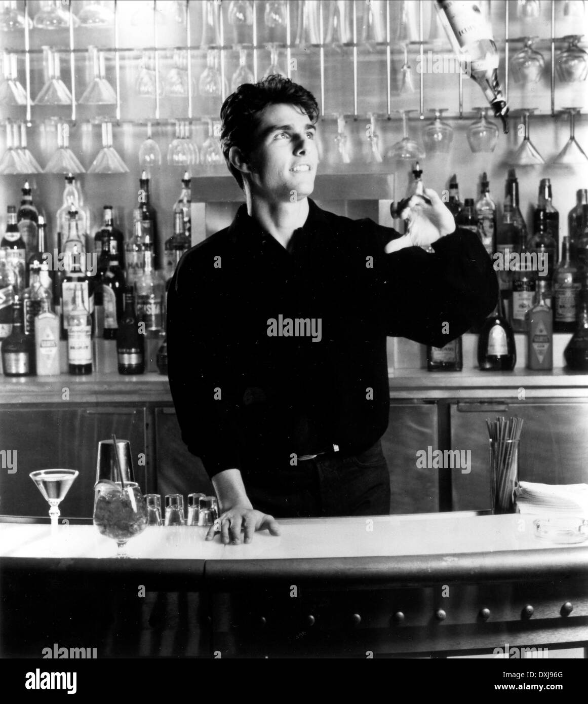 Cocktail 1988 tom cruise Banque de photographies et d’images à haute ...
