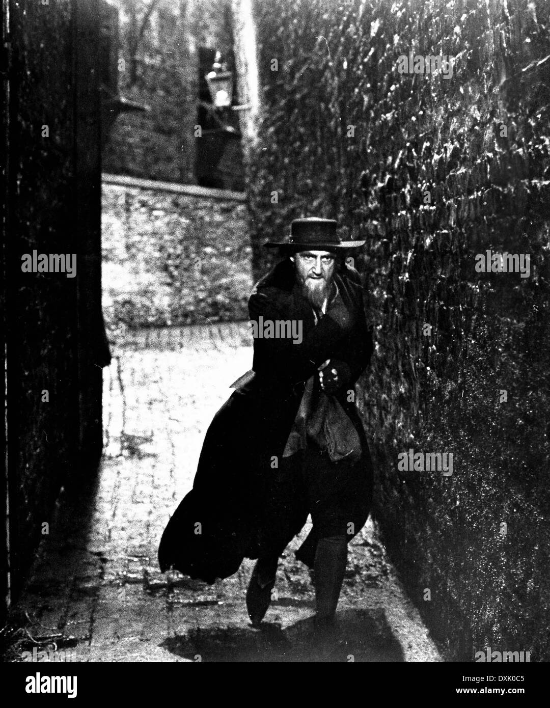 Oliver 1968 ron moody Banque de photographies et d’images à haute ...