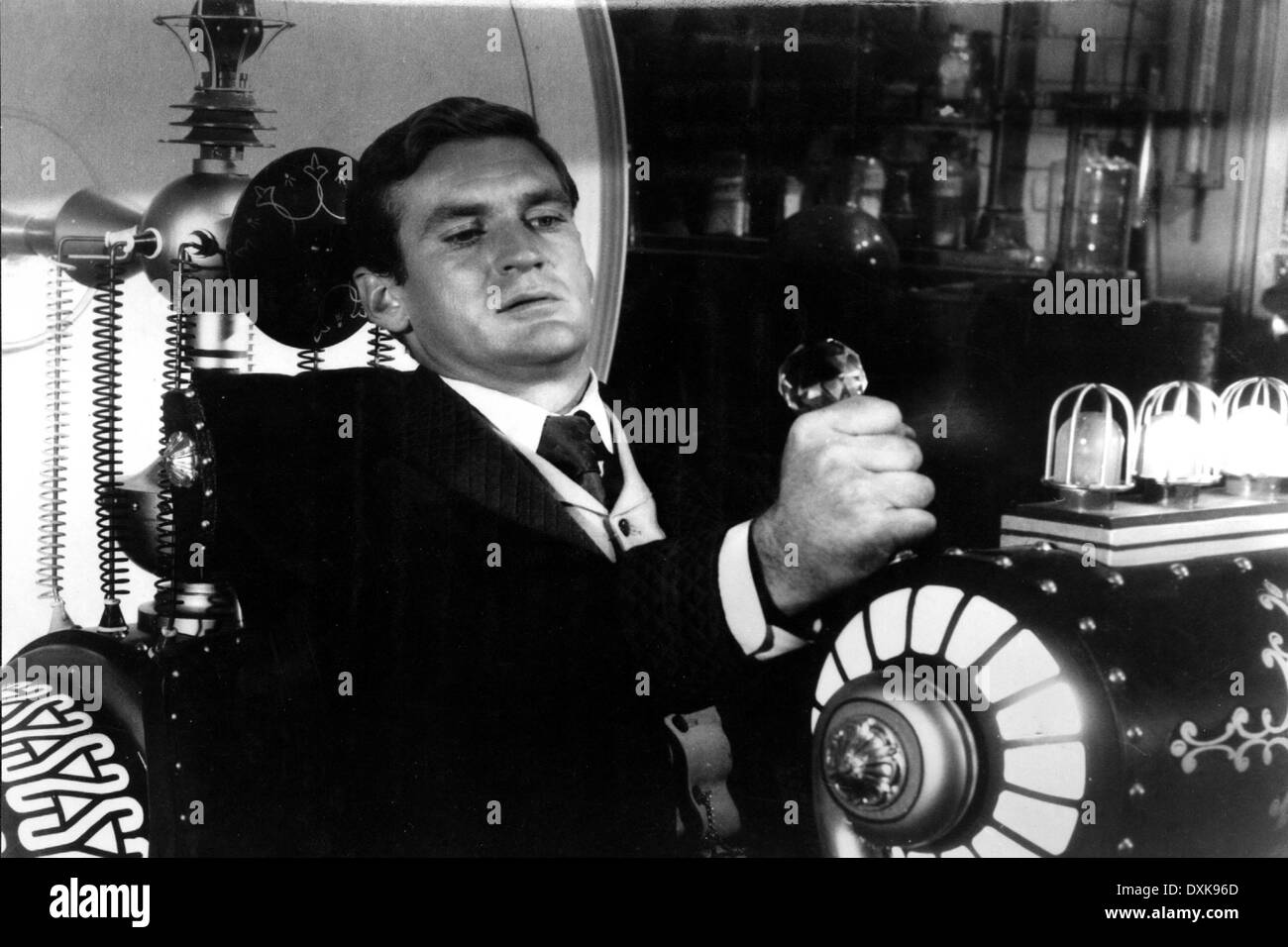 The time machine rod taylor Banque de photographies et d’images à haute résolution - Alamy