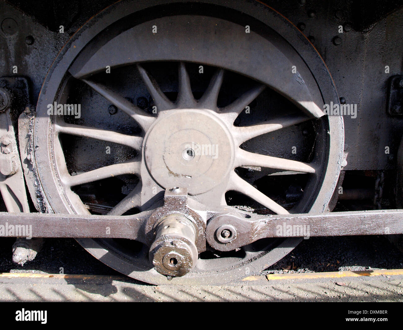 Roue train Banque de photographies et d’images à haute résolution - Alamy