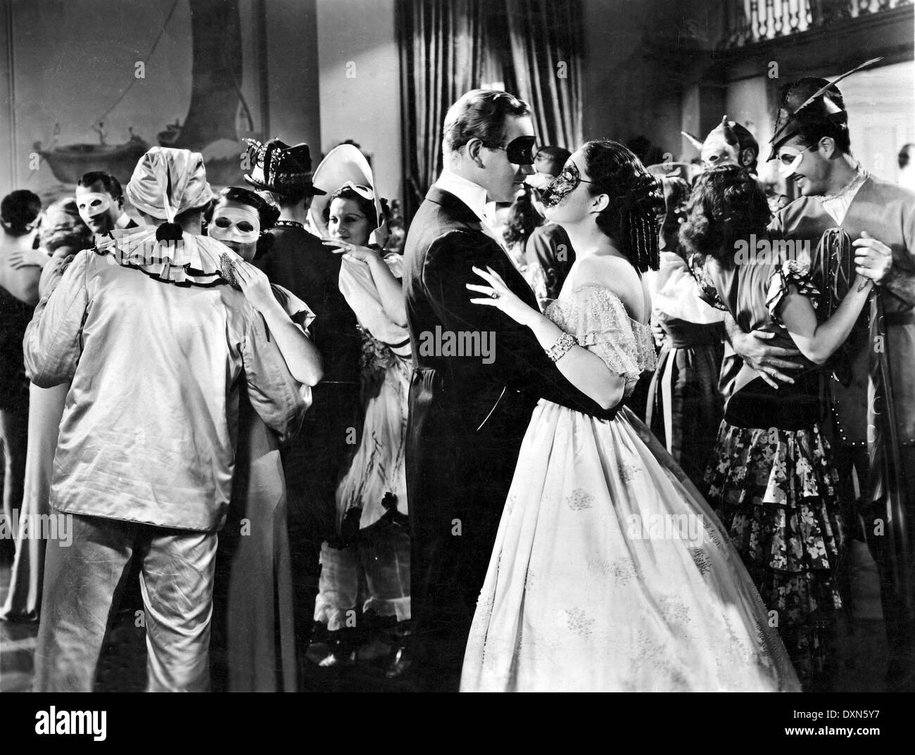 Loup solitaire Banque de photographies et d’images à haute résolution ...