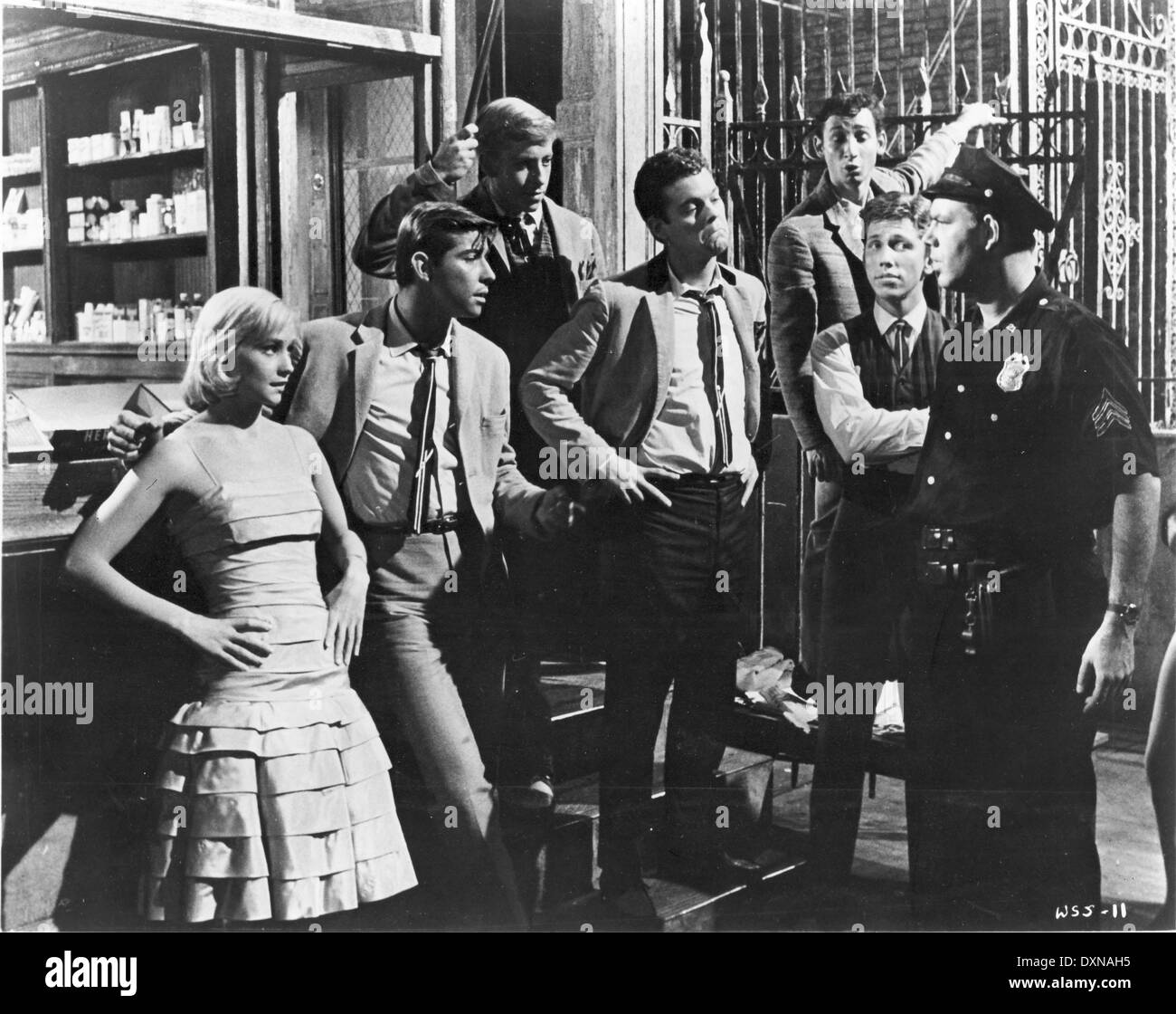 Russ Tamblyn West Side Story Banque d'image et photos - Alamy