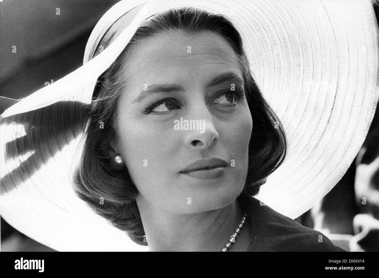 Capucine actrice française Banque de photographies et d’images à haute ...