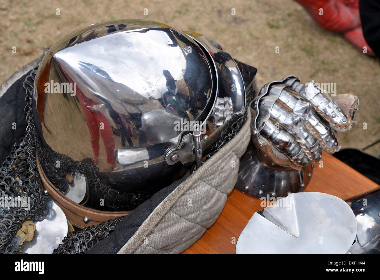 Medieval armours Banque de photographies et d’images à haute résolution ...