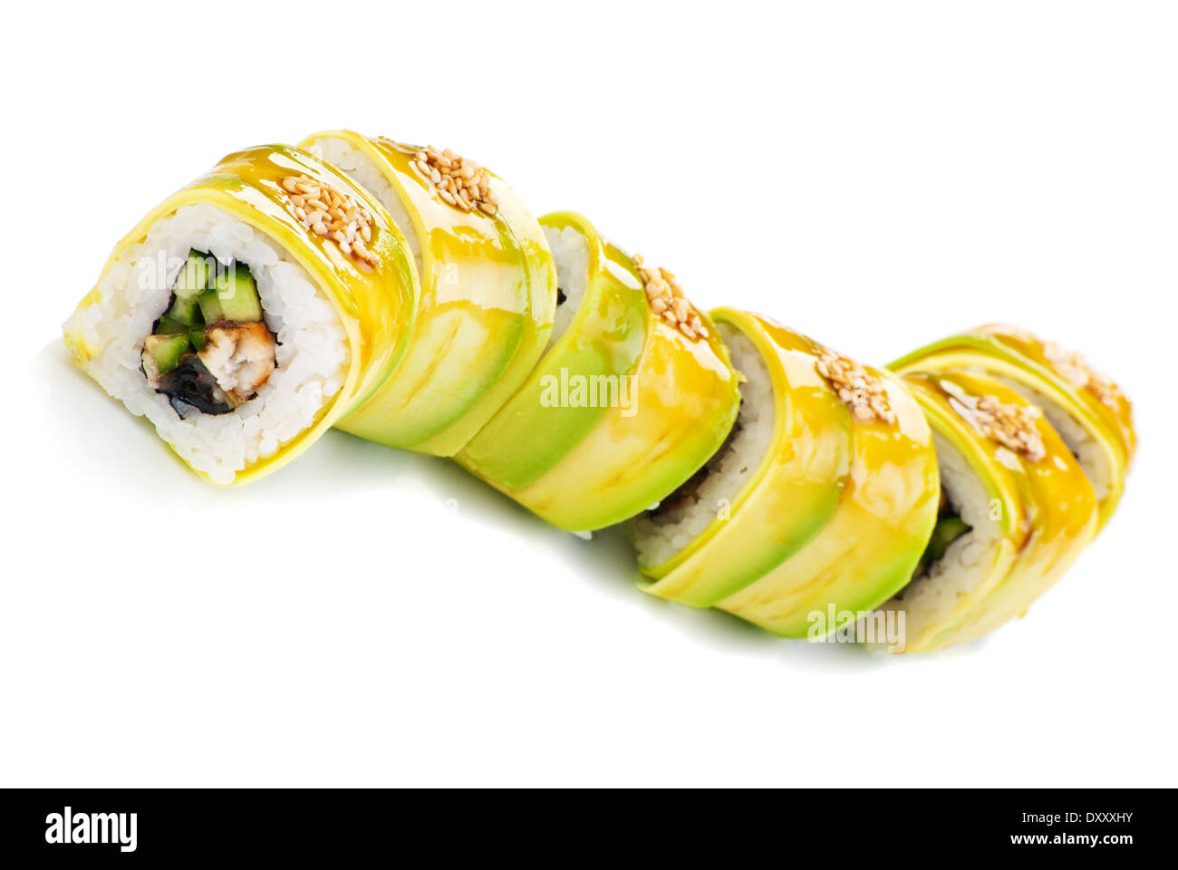 Sushi Maki de concombre. Faites des rouleaux de viande de crabe ...