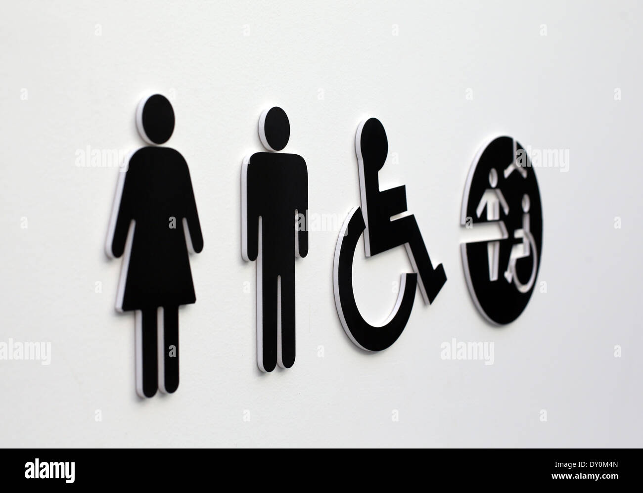 Handicap toilet Banque de photographies et d’images à haute résolution ...