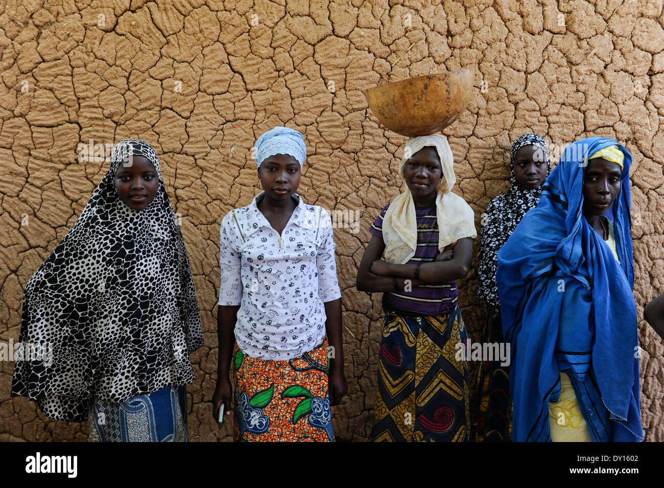 Famine niger Banque de photographies et d’images à haute résolution - Alamy