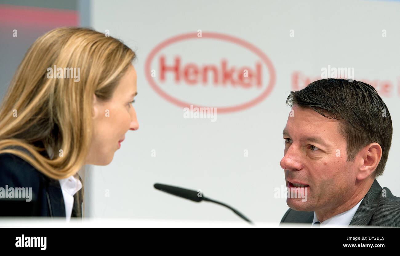 Kasper Rorsted, président de la société Henkel, parle à Simone Bagel ...