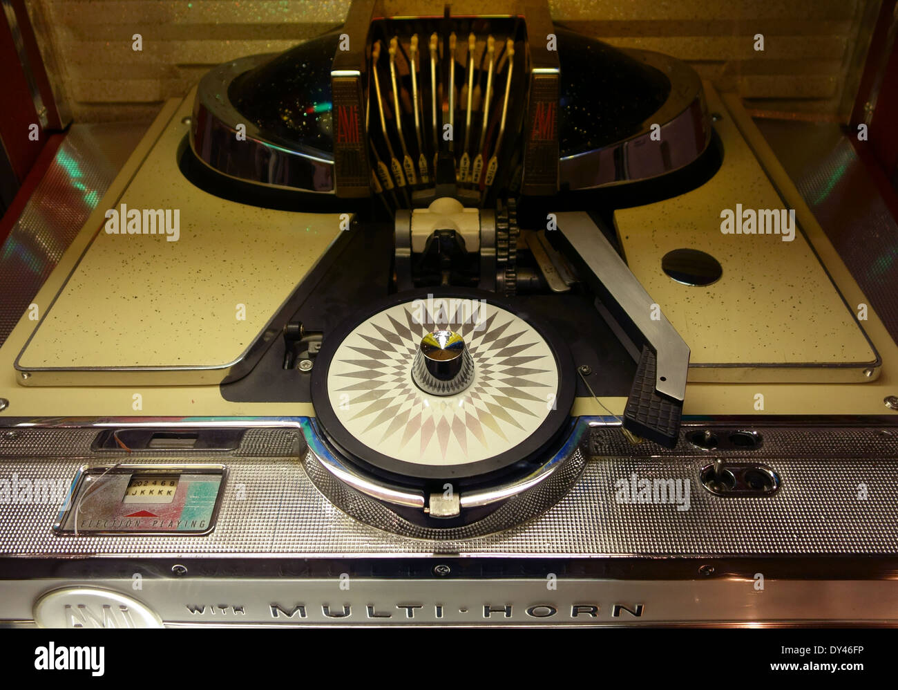 Jukebox 1970s Banque de photographies et d’images à haute résolution ...