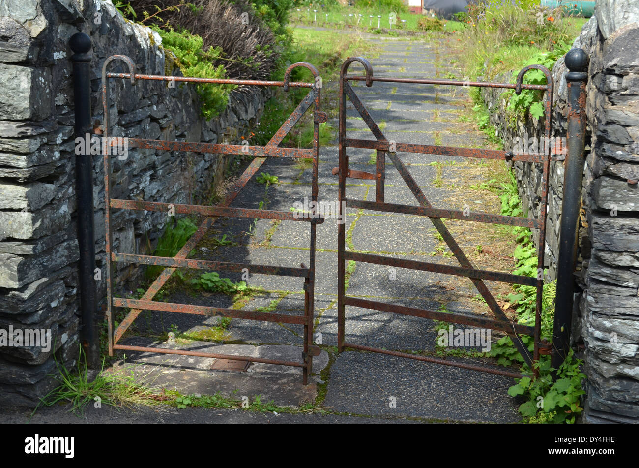 Garden gates Banque de photographies et d’images à haute résolution - Alamy