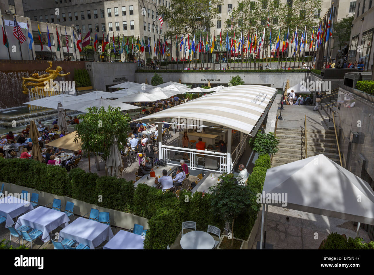 Fresque du centre rockefeller Banque de photographies et d’images à ...