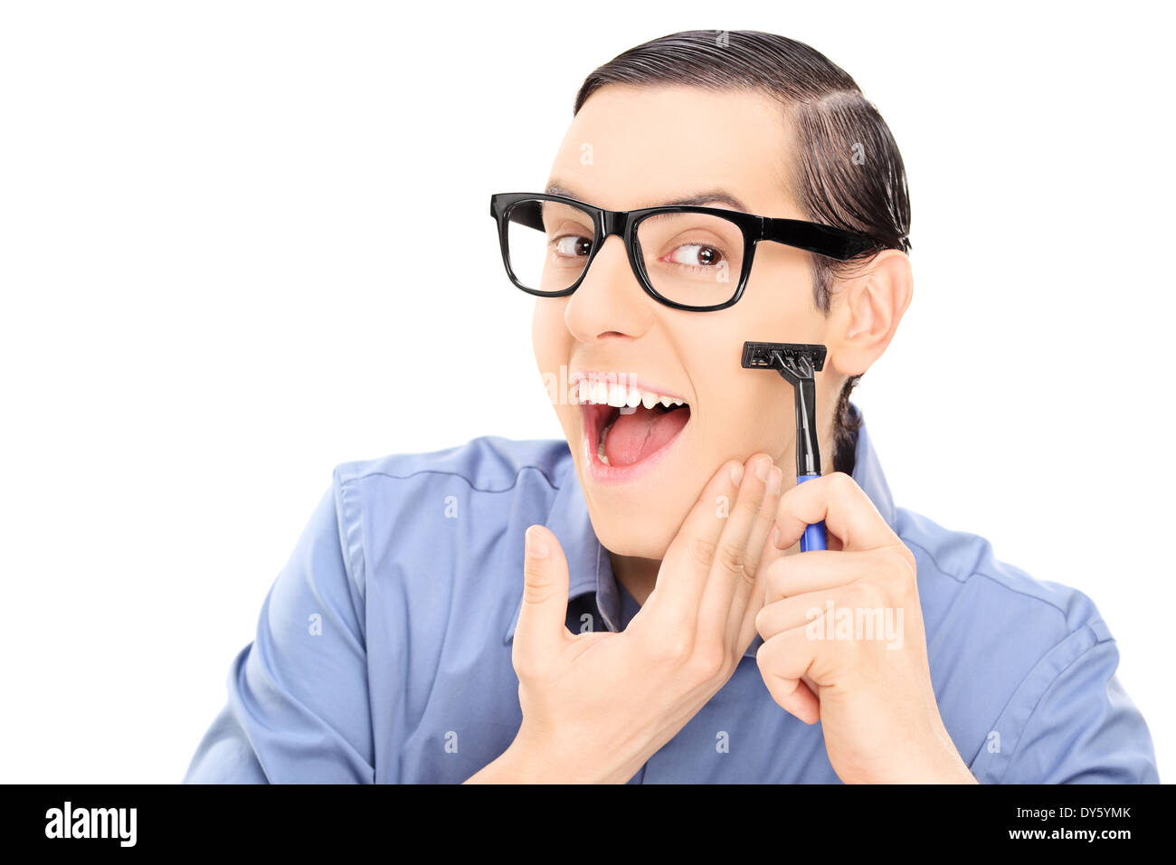 Homme se raser Banque de photographies et d’images à haute résolution ...