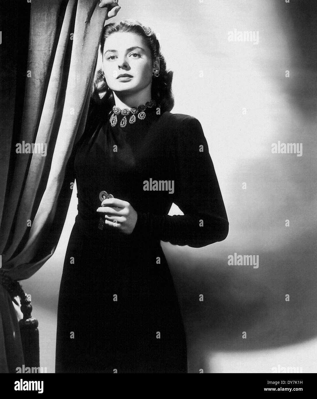 Notorious ingrid bergman directed by alfred hitchcock rko 1946 Banque ...