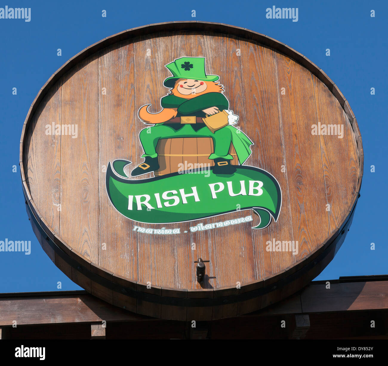 Boisson irlandaise traditionnelle Banque de photographies et d’images à ...