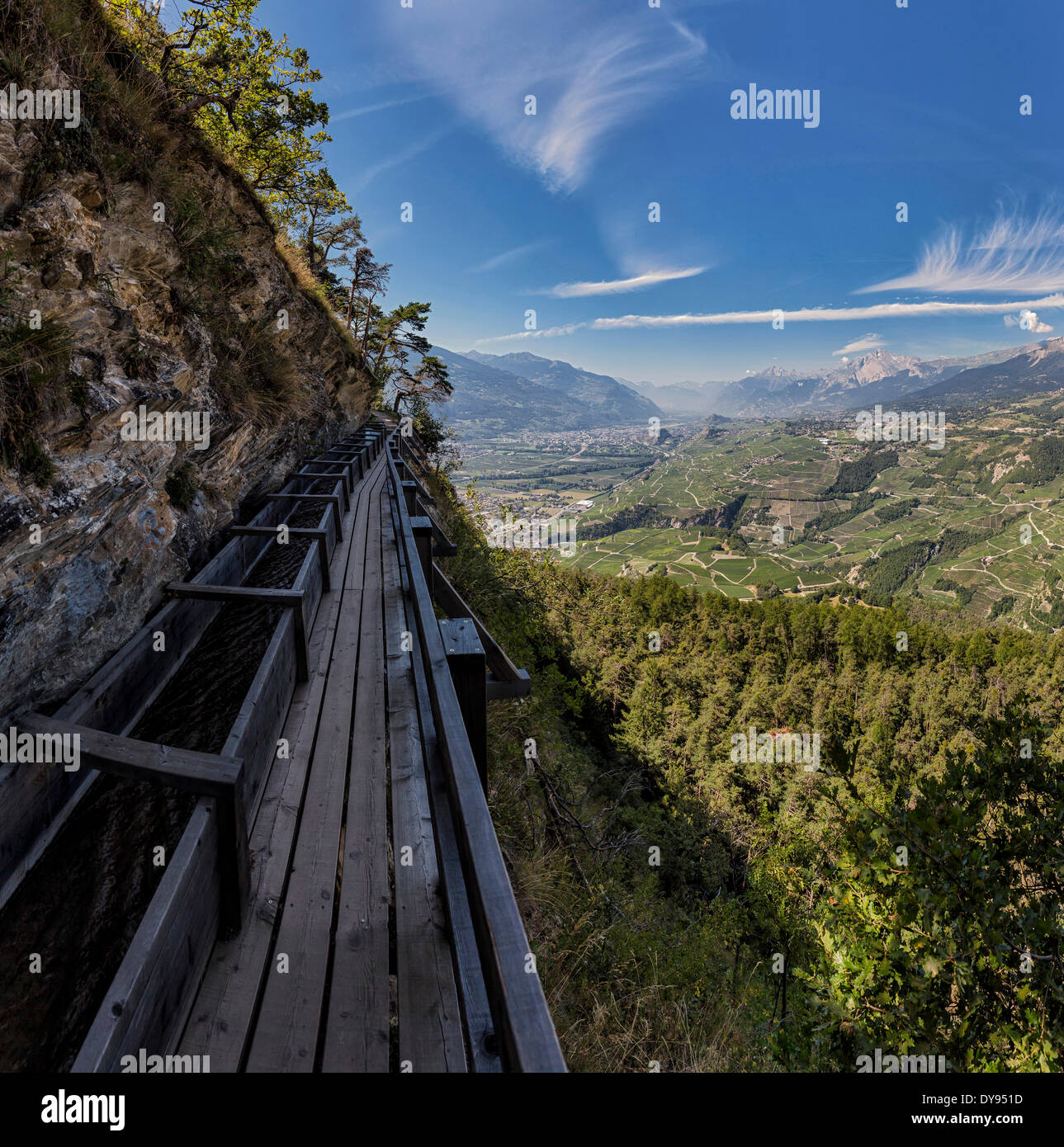 Grand Bisse de Lens, Bisse, paysage, été, montagnes, collines, Lens ...